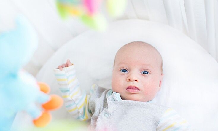 Baby Vision - How Well Does Your Newborn Baby See - Newborn Baby
